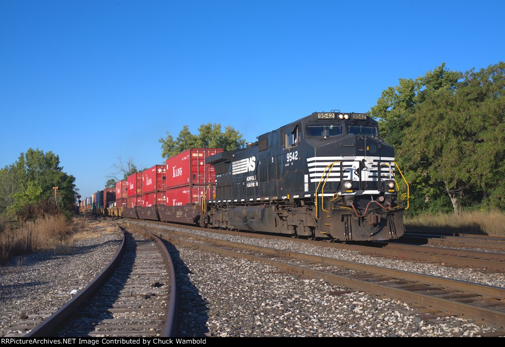 NS 9542 - NS200 Eastbound